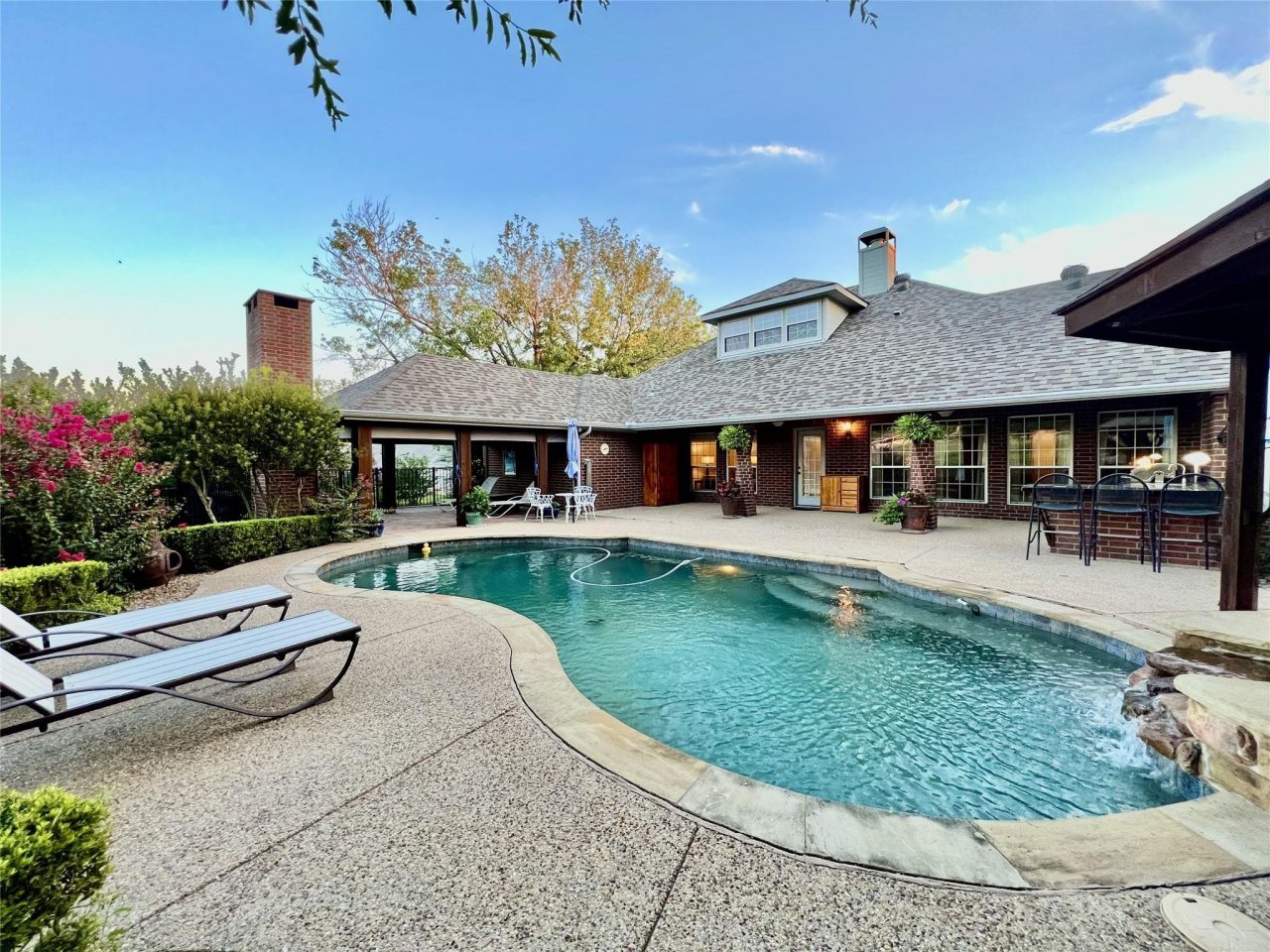 2.96 acres of vacant commercial land in prime location at northeast ...